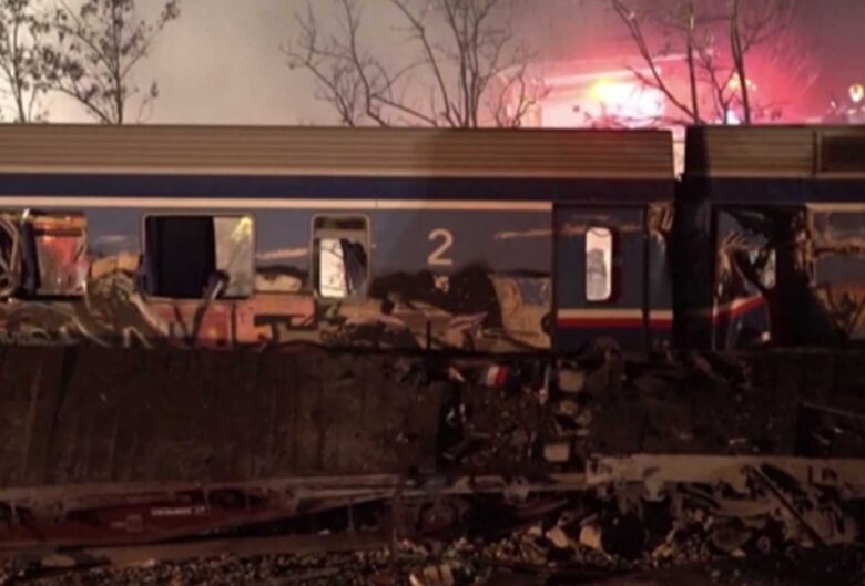 Τραγωδία στη Λάρισα - Σύγκρουση τρένων με 36 νεκρούς – VIPNEWS